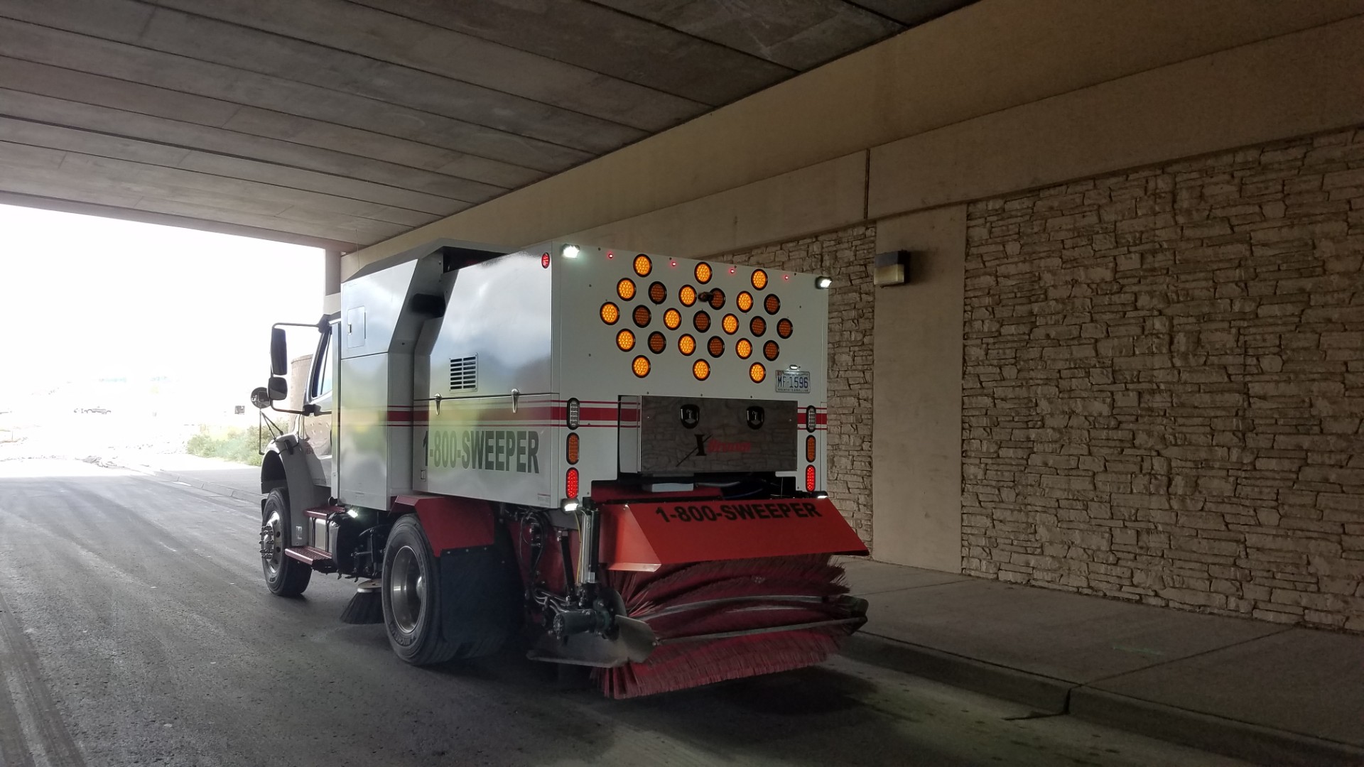 24 Hour Emergency Sweeping - Armstrong Sweeping
